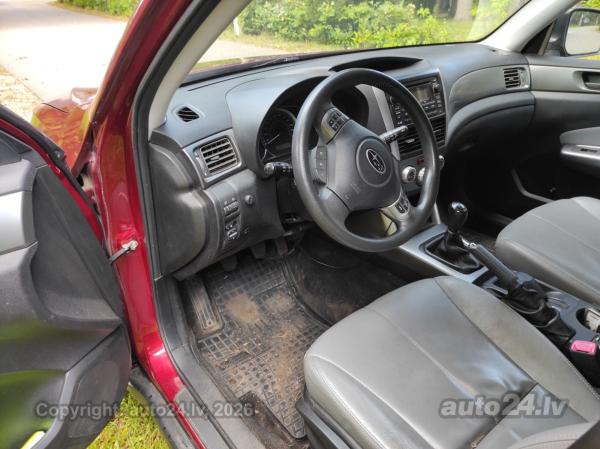 Sarkans Subaru Forester 2012 Tallina, ar dzinēja tilpumu 2.00 L un nobraukumu 259 tūkst. km par 2399 €, foto 7 vietnē AUTOMOTO.COM.LV