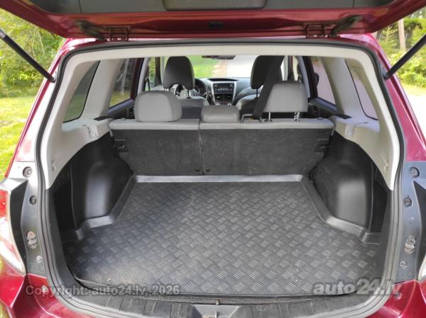 Sarkans Subaru Forester 2012 Tallina, ar dzinēja tilpumu 2.00 L un nobraukumu 259 tūkst. km par 2399 €, foto 10 vietnē AUTOMOTO.COM.LV