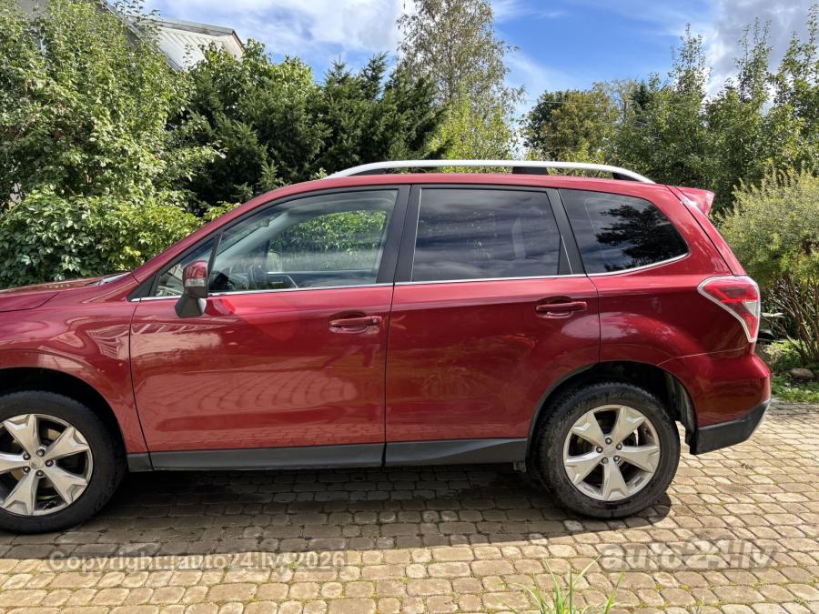 Red Subaru Forester 2013 in Tallinn, with an engine capacity of 2.00 L and mileage of 128 thousand km for 8500 €, photo 6 on AUTOMOTO.COM.LV