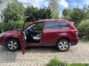 Red Subaru Forester 2013 in Tallinn, with an engine capacity of 2.00 L and mileage of 128 thousand km for 8500 €, photo 14 on AUTOMOTO.COM.LV