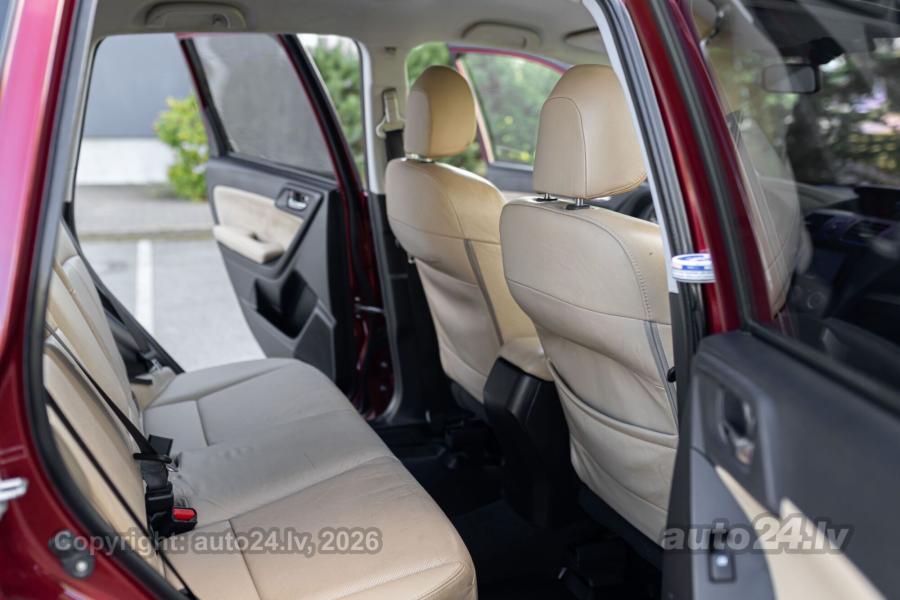 Sarkans Subaru Forester 2013 Tallina, ar dzinēja tilpumu 2.00 L un nobraukumu 128 tūkst. km par 10790 €, foto 10 vietnē AUTOMOTO.COM.LV