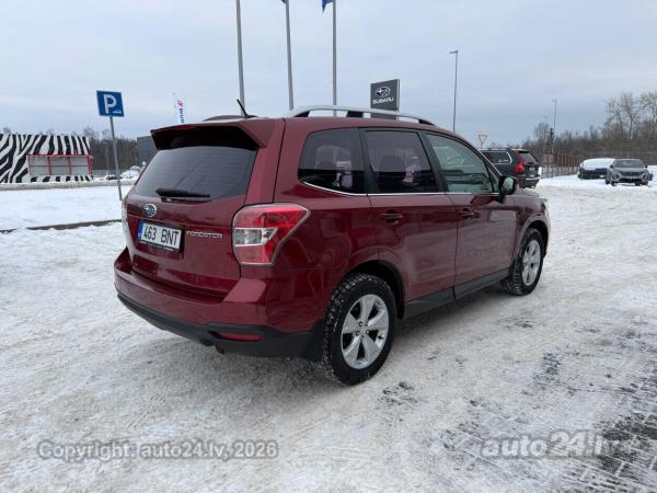 Red Subaru Forester 2015 in Johvi, with an engine capacity of 2.00 L and mileage of 177 thousand km for 9900 €, photo 4 on AUTOMOTO.COM.LV