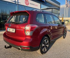 Sarkans Subaru Forester 2016 Tartu, ar dzinēja tilpumu 2.00 L un nobraukumu 121 tūkst. km par 13500 €, foto 2 vietnē AUTOMOTO.COM.LV