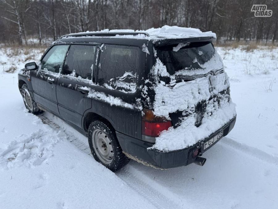 Субару Форестер 1998 в Шяуляй, объемом двигателя 2.00 л и пробегом 111 тыс. км за 1350 €, фото 3 на AUTOMOTO.COM.LV