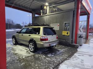 Subaru Forester 2000 in Alytus, with an engine capacity of 2.00 L and mileage of 291 thousand km for 3500 €, photo 2 on AUTOMOTO.COM.LV