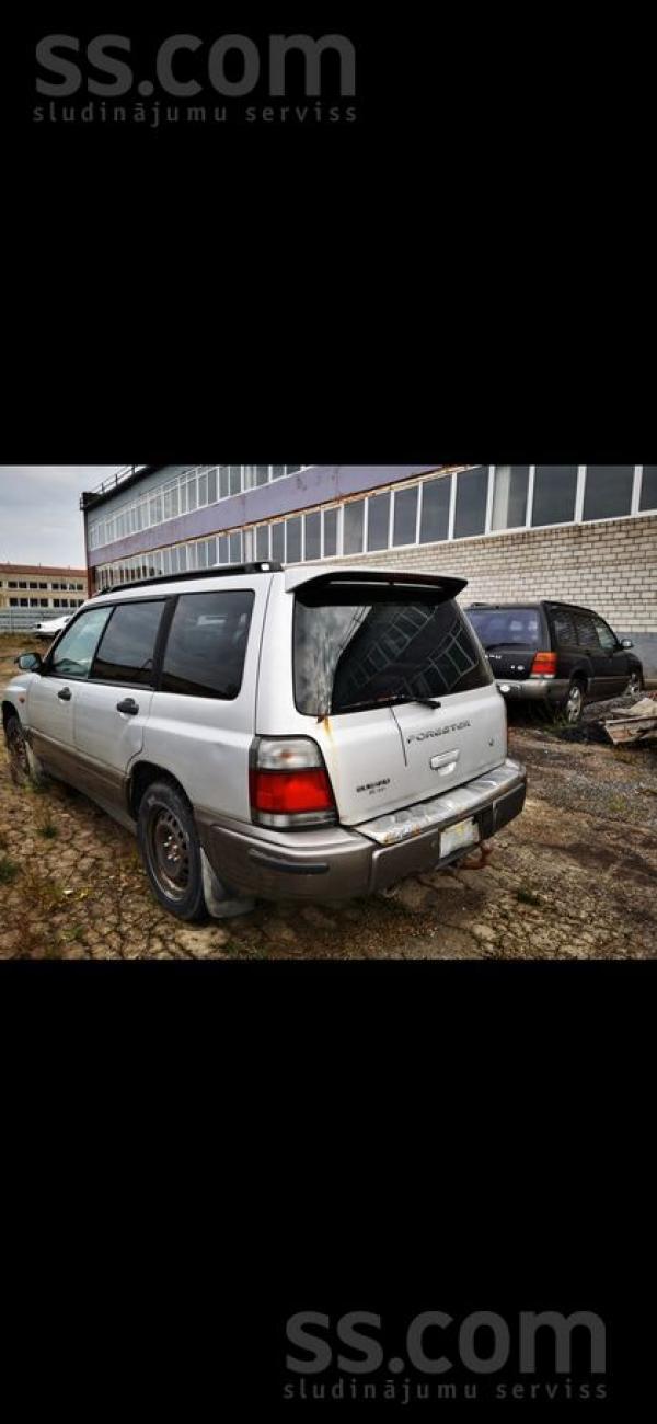 Subaru Forester 2000 in Bauska, with an engine capacity of 2.00 L and mileage of 158 thousand km for 2150 €, photo 2 on AUTOMOTO.COM.LV
