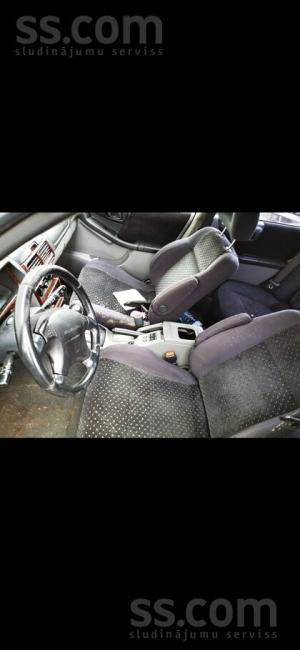 Subaru Forester 2000 in Bauska, with an engine capacity of 2.00 L and mileage of 158 thousand km for 2150 €, photo 9 on AUTOMOTO.COM.LV