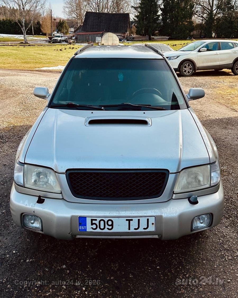 Subaru Forester 2001 Tallina, ar dzinēja tilpumu 2.00 L un nobraukumu 387 tūkst. km par 999 €, foto 1 vietnē AUTOMOTO.COM.LV