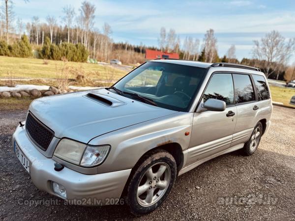 Subaru Forester 2001 Tallina, ar dzinēja tilpumu 2.00 L un nobraukumu 387 tūkst. km par 999 €, foto 2 vietnē AUTOMOTO.COM.LV