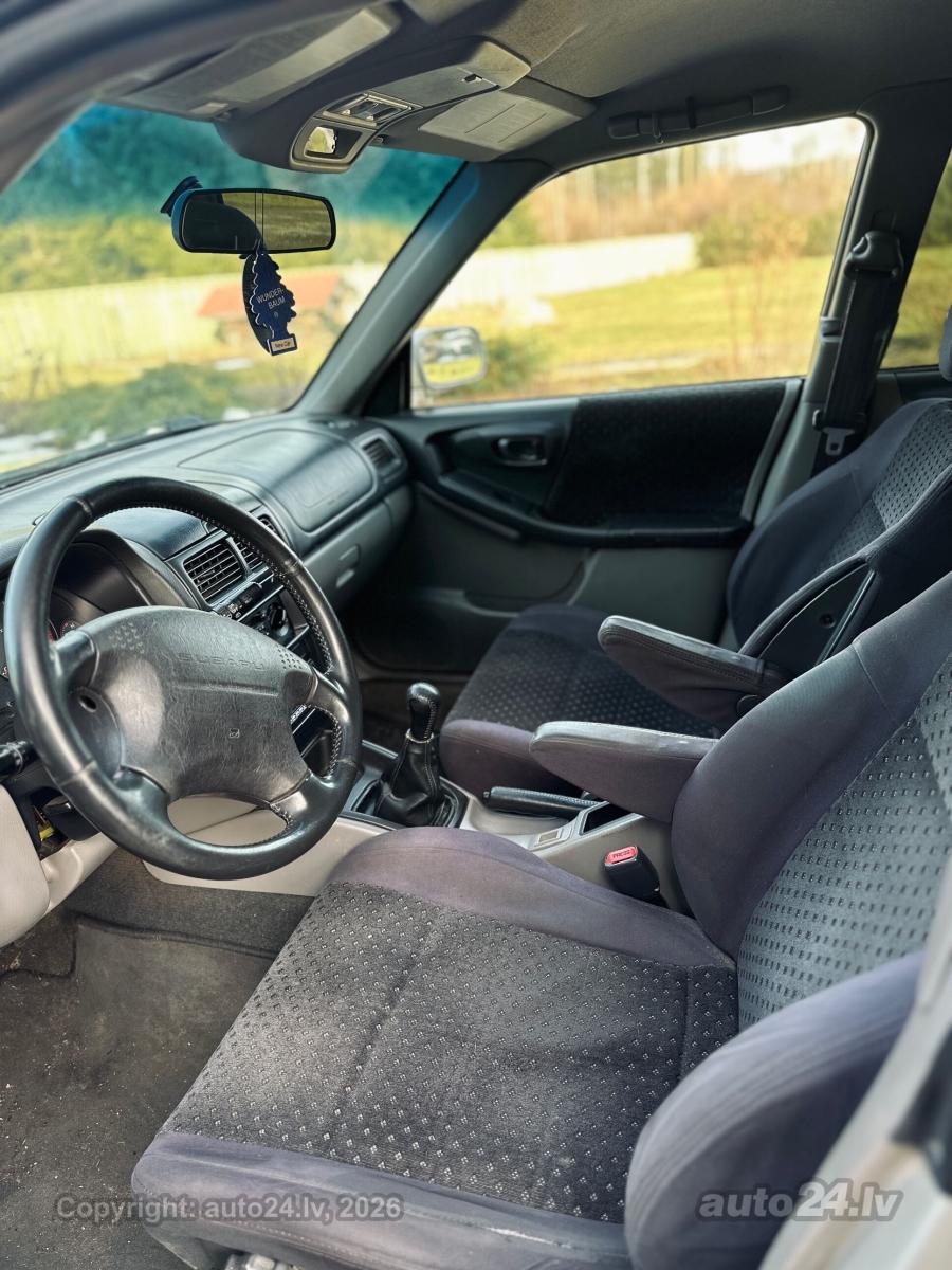 Subaru Forester 2001 Tallina, ar dzinēja tilpumu 2.00 L un nobraukumu 387 tūkst. km par 999 €, foto 6 vietnē AUTOMOTO.COM.LV