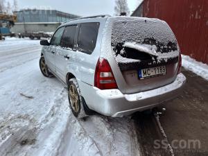 Subaru Forester 2003 in Riga, with an engine capacity of 2.00 L and mileage of 369 thousand km for 1890 €, photo 7 on AUTOMOTO.COM.LV