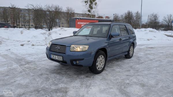 Subaru Forester 2006 Jonava, ar dzinēja tilpumu 2.00 L un nobraukumu 288 tūkst. km par 2500 €, foto 1 vietnē AUTOMOTO.COM.LV