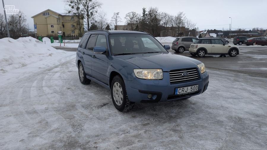 Subaru Forester 2006 in Jonava, with an engine capacity of 2.00 L and mileage of 288 thousand km for 2500 €, photo 2 on AUTOMOTO.COM.LV