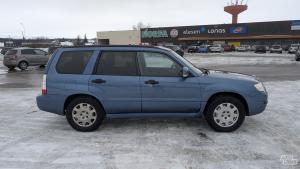 Subaru Forester 2006 in Jonava, with an engine capacity of 2.00 L and mileage of 288 thousand km for 2500 €, photo 4 on AUTOMOTO.COM.LV