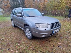 Subaru Forester 2007 Rīga, ar dzinēja tilpumu 2.00 L un nobraukumu 355 tūkst. km par 1600 €, foto 4 vietnē AUTOMOTO.COM.LV
