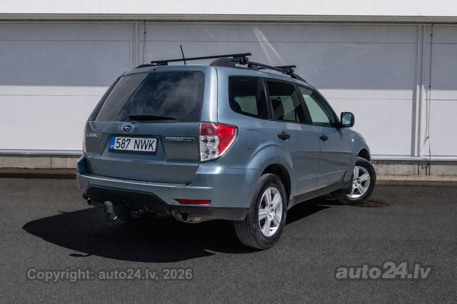 Subaru Forester 2010 in Tallinn, with an engine capacity of 2.00 L and mileage of 165 thousand km for 5999 €, photo 5 on AUTOMOTO.COM.LV