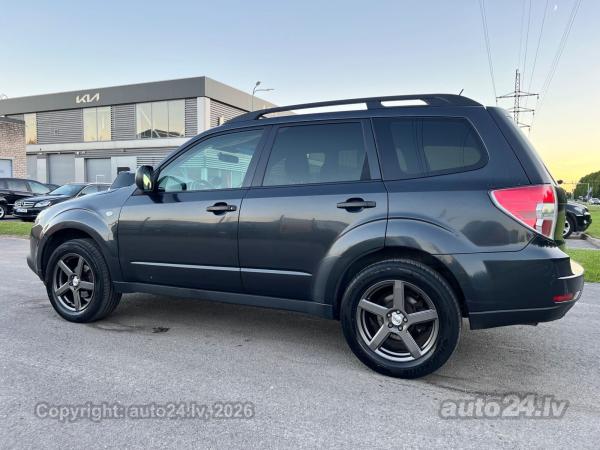 Subaru Forester 2010 in Narva, with an engine capacity of 2.00 L and mileage of 309 thousand km for 2499 €, photo 10 on AUTOMOTO.COM.LV