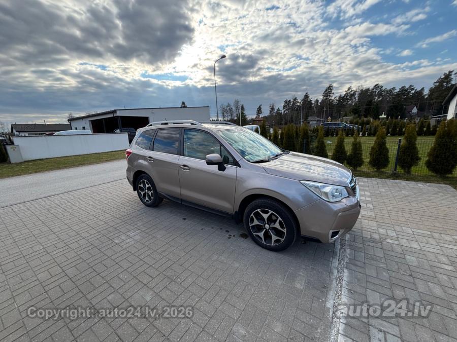 Subaru Forester 2013 in Tallinn, with an engine capacity of 2.00 L and mileage of 176 thousand km for 10990 €, photo 4 on AUTOMOTO.COM.LV