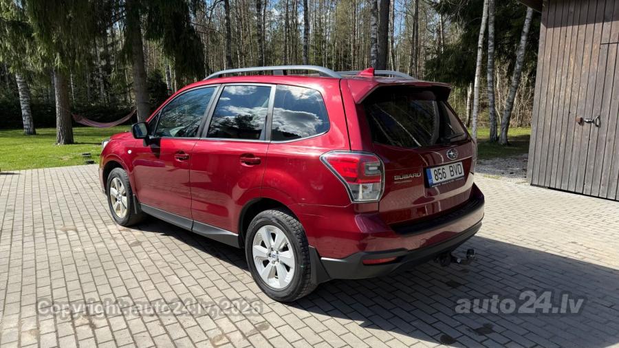 Subaru Forester 2017 in Tallinn, with an engine capacity of 2.00 L and mileage of 190 thousand km for 8900 €, photo 6 on AUTOMOTO.COM.LV