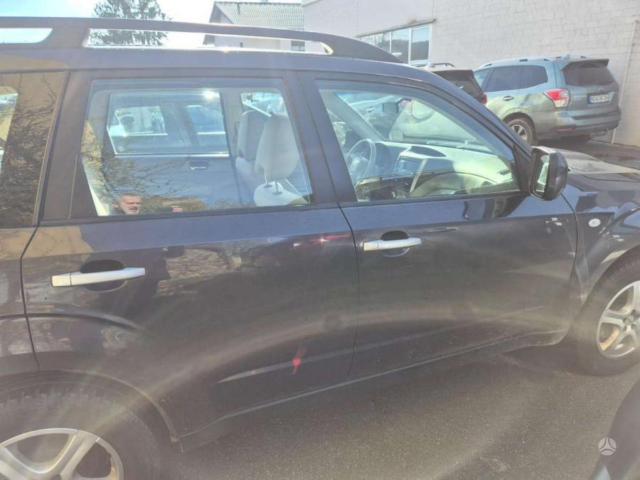 Violets Subaru Forester 2010 Viļņa, ar dzinēja tilpumu 2.00 L un nobraukumu 238 tūkst. km par 1950 €, foto 8 vietnē AUTOMOTO.COM.LV
