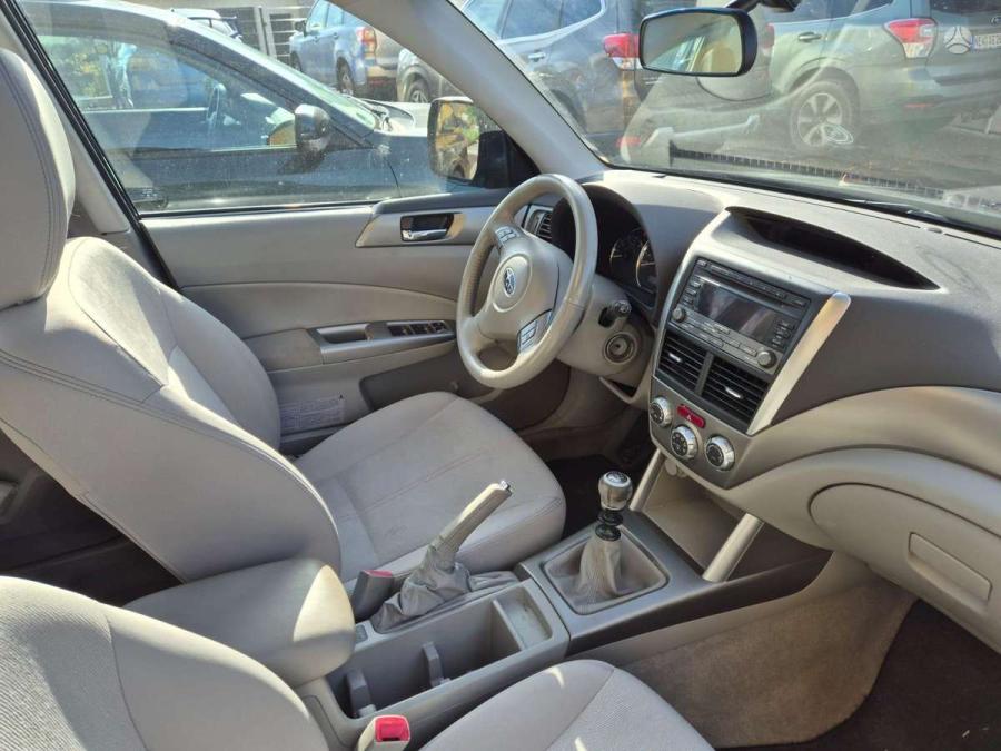 Violets Subaru Forester 2010 Viļņa, ar dzinēja tilpumu 2.00 L un nobraukumu 238 tūkst. km par 1950 €, foto 13 vietnē AUTOMOTO.COM.LV