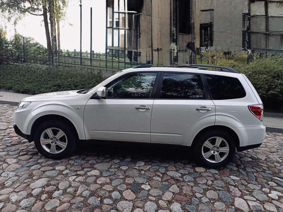 White Subaru Forester 2008 in Utena, with an engine capacity of 1.99 L and mileage of 273 thousand km for 6950 €, photo 10 on AUTOMOTO.COM.LV
