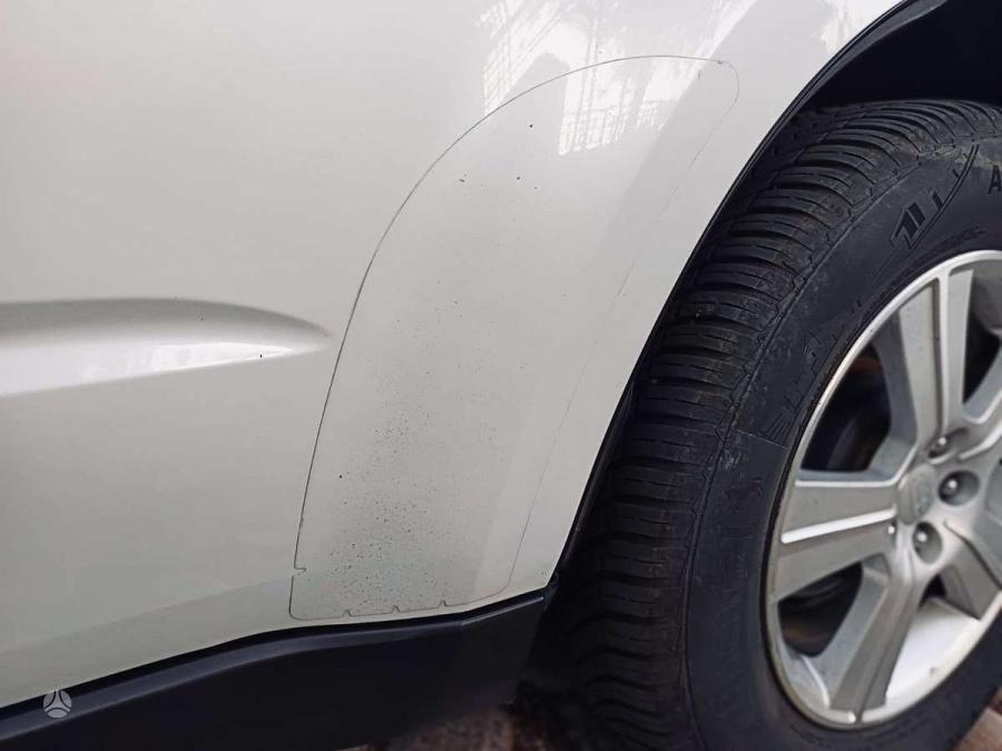 White Subaru Forester 2008 in Utena, with an engine capacity of 1.99 L and mileage of 273 thousand km for 6950 €, photo 14 on AUTOMOTO.COM.LV