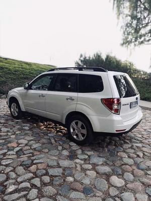 White Subaru Forester 2008 in Utena, with an engine capacity of 1.99 L and mileage of 273 thousand km for 6950 €, photo 23 on AUTOMOTO.COM.LV
