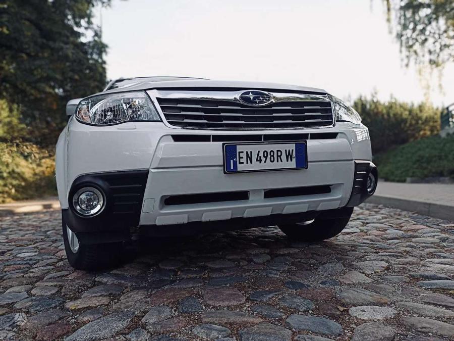 White Subaru Forester 2008 in Utena, with an engine capacity of 1.99 L and mileage of 273 thousand km for 6950 €, photo 32 on AUTOMOTO.COM.LV