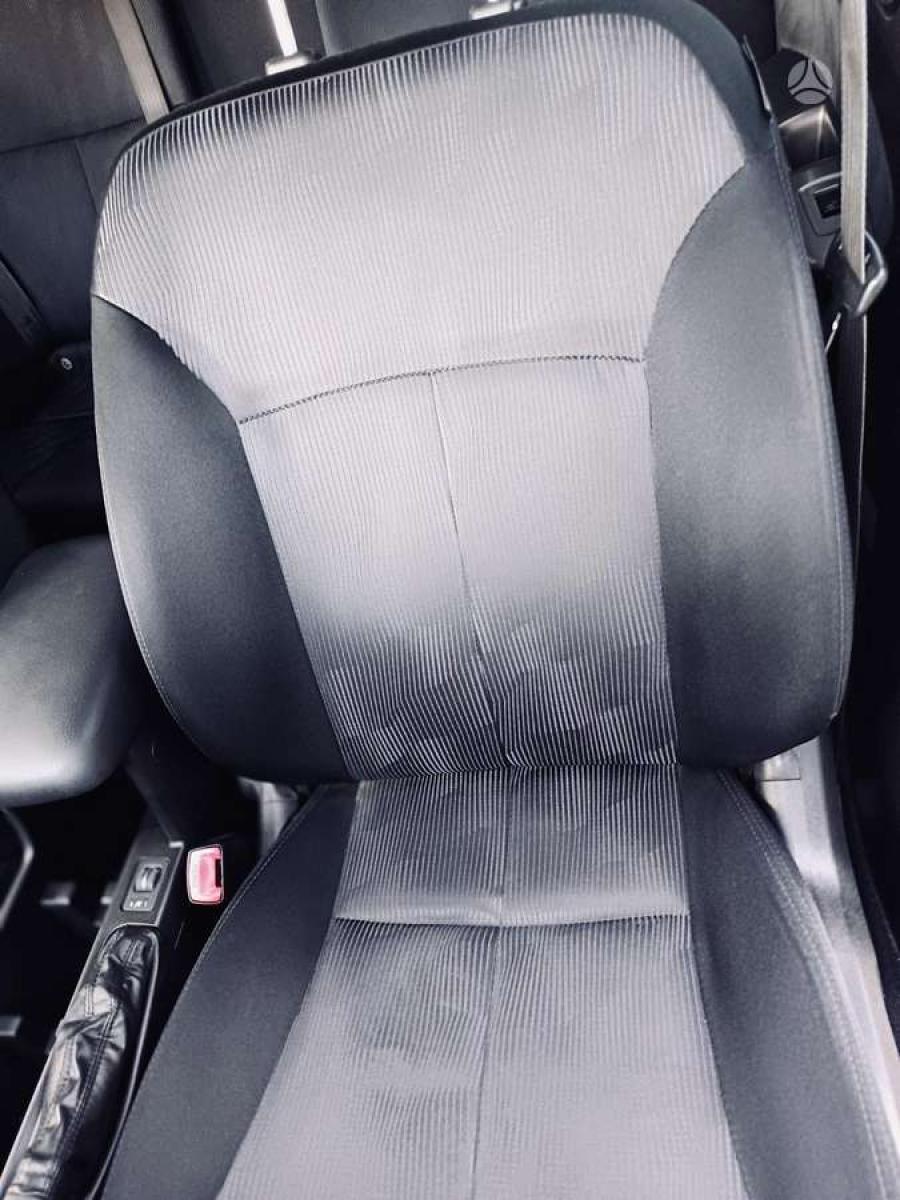 White Subaru Forester 2008 in Utena, with an engine capacity of 1.99 L and mileage of 273 thousand km for 6950 €, photo 44 on AUTOMOTO.COM.LV