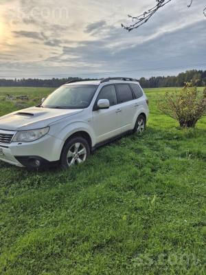 Balts Subaru Forester 2008 Cēsis, ar dzinēja tilpumu 2.00 L un nobraukumu 0 tūkst. km par 1500 €, foto 3 vietnē AUTOMOTO.COM.LV