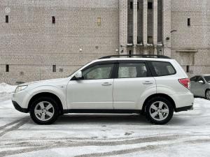 White Subaru Forester 2009 in Vilnius, with an engine capacity of 2.00 L and mileage of 294 thousand km for 3000 €, photo 8 on AUTOMOTO.COM.LV
