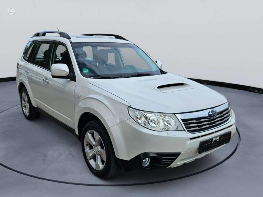 Balts Subaru Forester 2009 Marijampole, ar dzinēja tilpumu 2.00 L un nobraukumu 169 tūkst. km par 5000 €, foto 4 vietnē AUTOMOTO.COM.LV