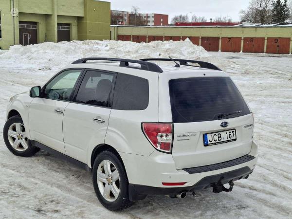 Balts Subaru Forester 2010 Šilutė, ar dzinēja tilpumu 2.50 L un nobraukumu 306 tūkst. km par 3300 €, foto 3 vietnē AUTOMOTO.COM.LV