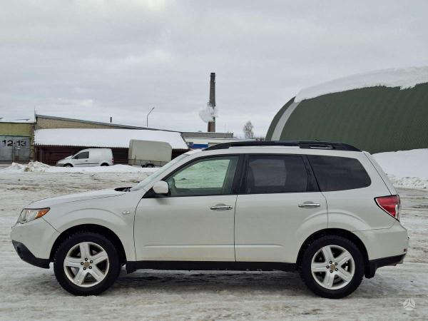 Balts Subaru Forester 2010 Šilutė, ar dzinēja tilpumu 2.50 L un nobraukumu 306 tūkst. km par 3300 €, foto 10 vietnē AUTOMOTO.COM.LV