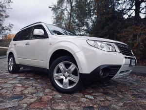 White Subaru Forester 2010 in Utena, with an engine capacity of 2.00 L and mileage of 208 thousand km for 7350 €, photo 12 on AUTOMOTO.COM.LV