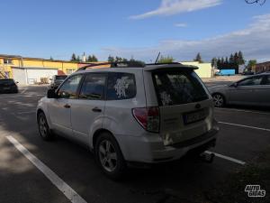 Balts Subaru Forester 2012 Alīta, ar dzinēja tilpumu 2.50 L un nobraukumu 310 tūkst. km par 2000 €, foto 3 vietnē AUTOMOTO.COM.LV