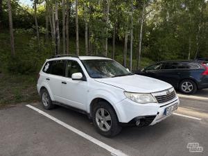 Balts Subaru Forester 2012 Alīta, ar dzinēja tilpumu 2.50 L un nobraukumu 310 tūkst. km par 2000 €, foto 5 vietnē AUTOMOTO.COM.LV