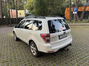 Balts Subaru Forester 2012 Kauņa, ar dzinēja tilpumu 2.00 L un nobraukumu 230 tūkst. km par 2999 €, foto 4 vietnē AUTOMOTO.COM.LV