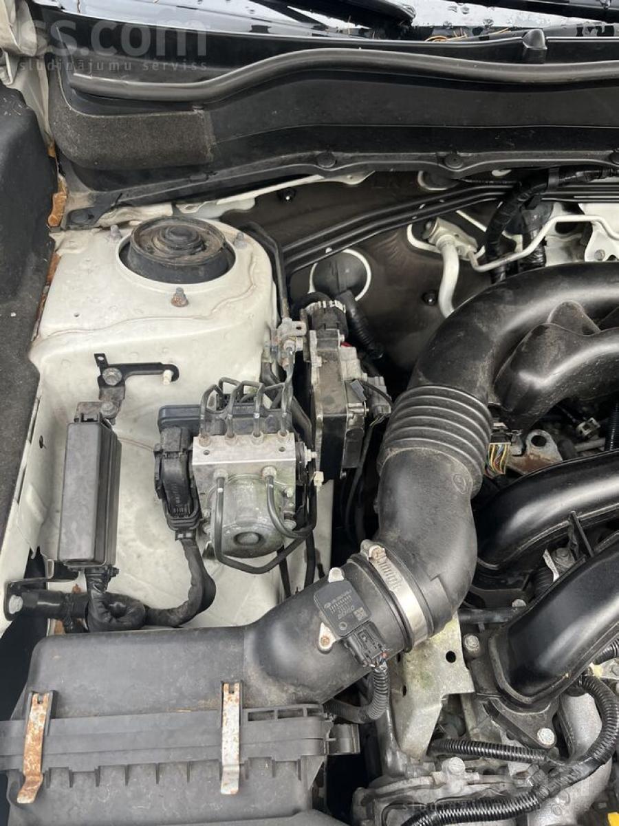 Balts Subaru Forester 2013 Rīga, ar dzinēja tilpumu 2.00 L un nobraukumu 229 tūkst. km par 10500 €, foto 16 vietnē AUTOMOTO.COM.LV