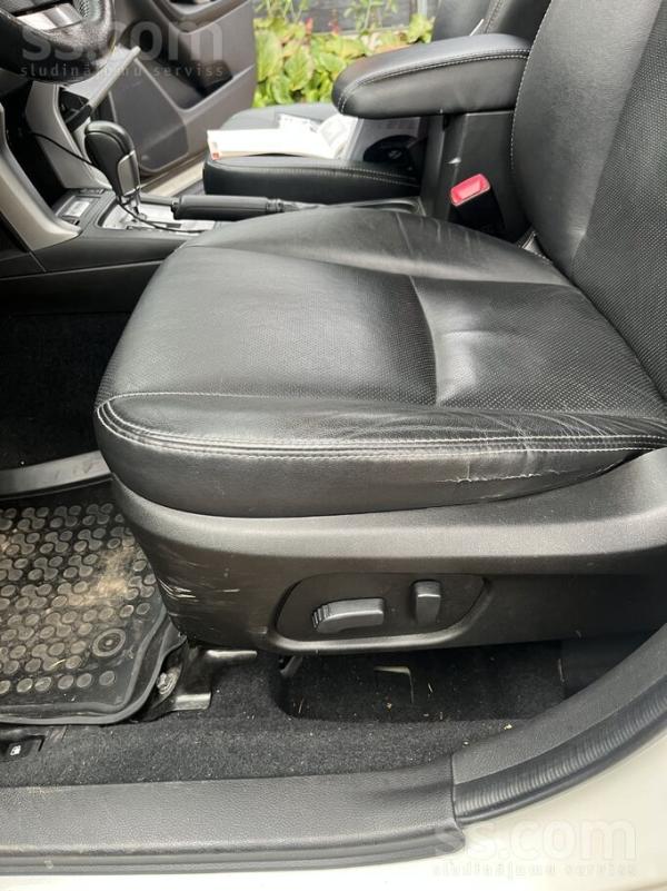 Balts Subaru Forester 2013 Rīga, ar dzinēja tilpumu 2.00 L un nobraukumu 229 tūkst. km par 10500 €, foto 8 vietnē AUTOMOTO.COM.LV
