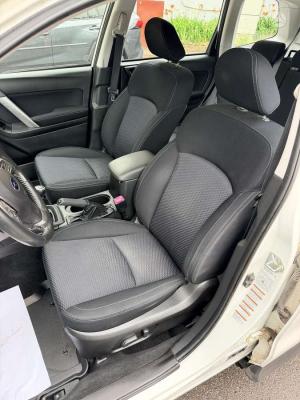 Balts Subaru Forester 2013 Alīta, ar dzinēja tilpumu 2.00 L un nobraukumu 272 tūkst. km par 7500 €, foto 11 vietnē AUTOMOTO.COM.LV