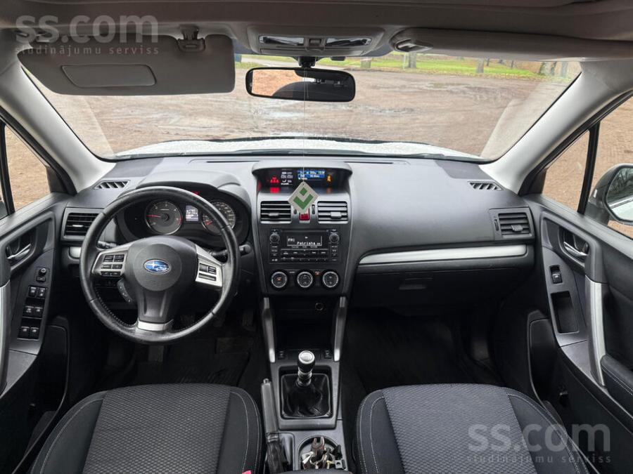 Balts Subaru Forester 2014 Valmiera, ar dzinēja tilpumu 2.00 L un nobraukumu 232 tūkst. km par 5900 €, foto 4 vietnē AUTOMOTO.COM.LV
