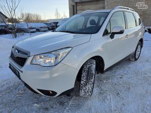 White Subaru Forester 2014 in Utena, with an engine capacity of 2.00 L and mileage of 245 thousand km for 7850 €, photo 2 on AUTOMOTO.COM.LV