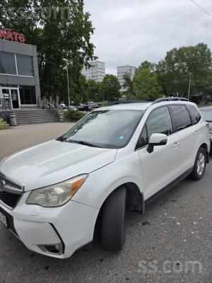 Balts Subaru Forester 2014 Rīga, ar dzinēja tilpumu 2.50 L un nobraukumu 185 tūkst. km par 8000 €, foto 3 vietnē AUTOMOTO.COM.LV