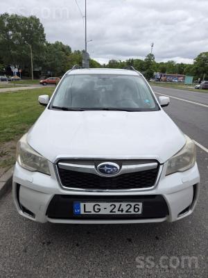 Balts Subaru Forester 2014 Rīga, ar dzinēja tilpumu 2.50 L un nobraukumu 185 tūkst. km par 8000 €, foto 5 vietnē AUTOMOTO.COM.LV