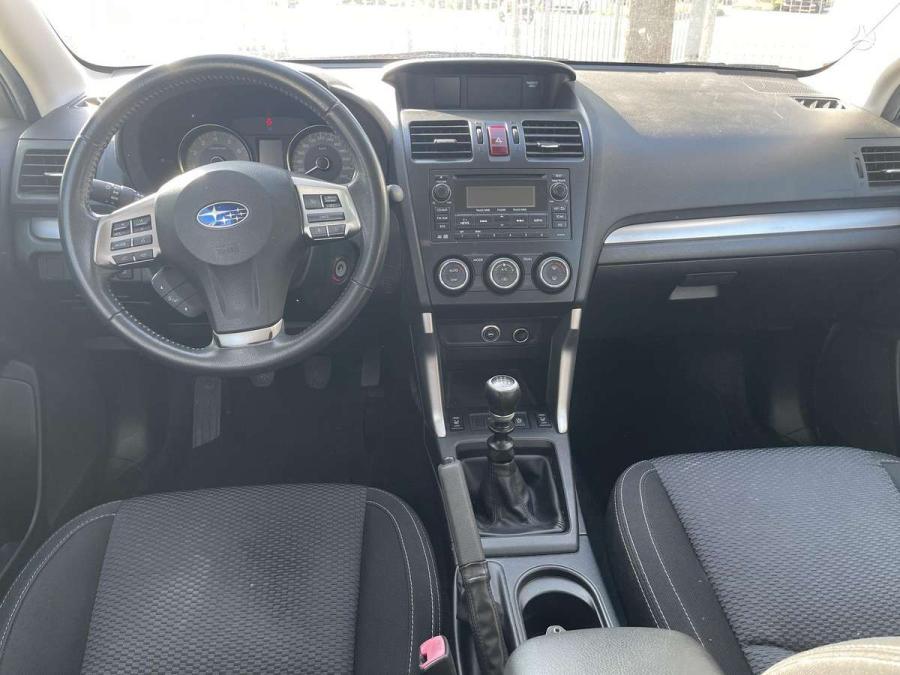 Balts Subaru Forester 2014 Panevēža, ar dzinēja tilpumu 2.00 L un nobraukumu 129 tūkst. km par 8200 €, foto 7 vietnē AUTOMOTO.COM.LV