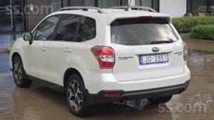 White Subaru Forester 2014 in Riga, with an engine capacity of 2.00 L and mileage of 149 thousand km for 10700 €, photo 5 on AUTOMOTO.COM.LV