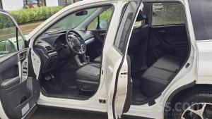 White Subaru Forester 2014 in Riga, with an engine capacity of 2.00 L and mileage of 149 thousand km for 10700 €, photo 7 on AUTOMOTO.COM.LV