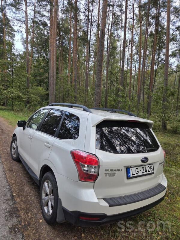 Balts Subaru Forester 2014 Rīga, ar dzinēja tilpumu 2.50 L un nobraukumu 187 tūkst. km par 7999 €, foto 1 vietnē AUTOMOTO.COM.LV